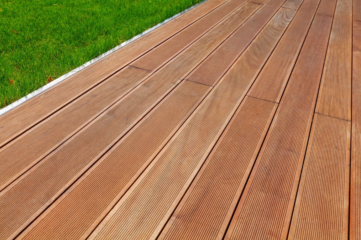 Le guide de la pose d'une terrasse en bois - TerrasseBois